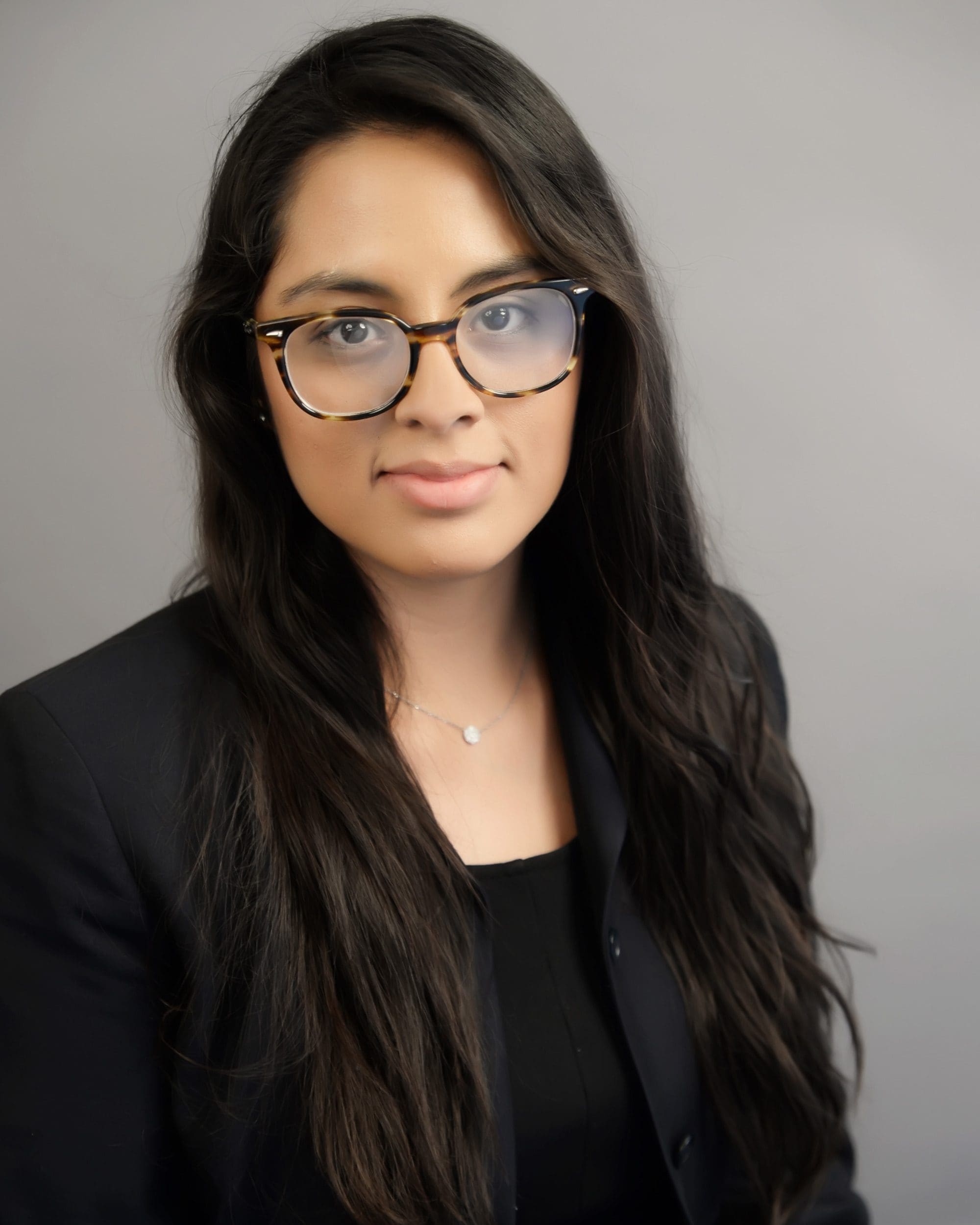 Itzel Almazan - Independent Sector